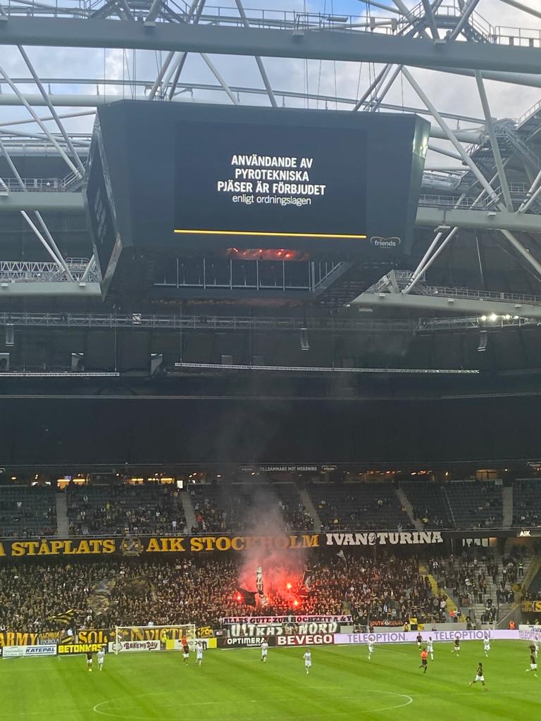 Sechzig all over the world: Mit der Mama beim AIK Solna