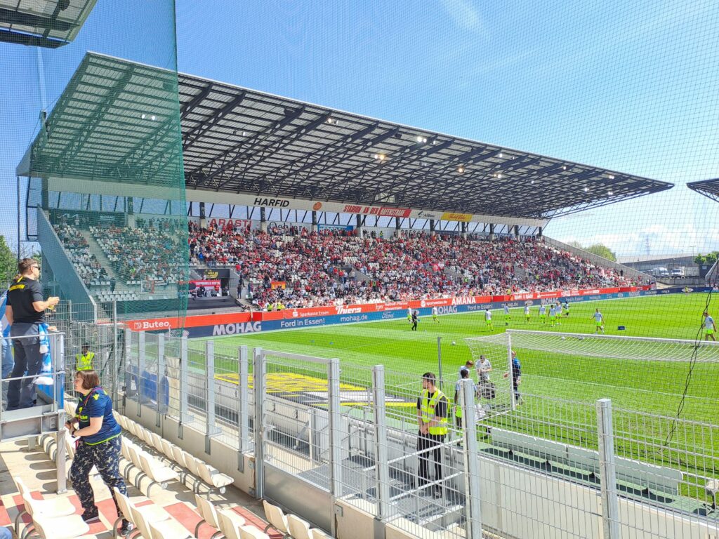 Video- & Fotogalerie zu Rot-Weiss Essen - TSV 1860 München