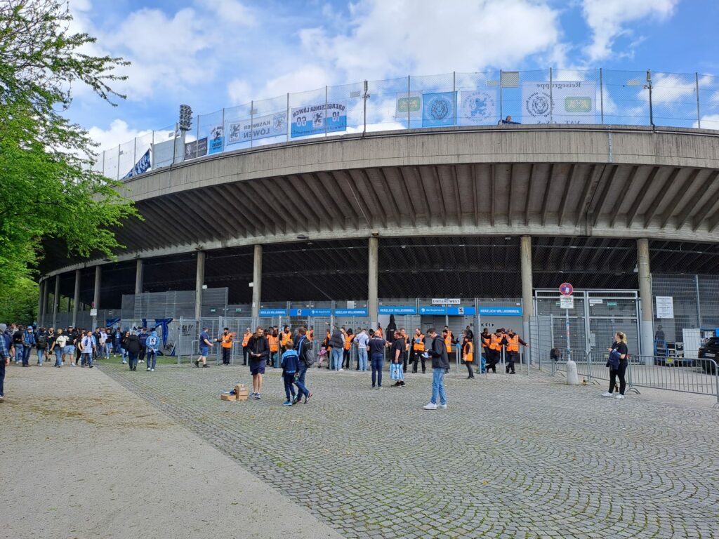 Fotogalerie zum Sieg der Löwen gegen den SC Freiburg II
