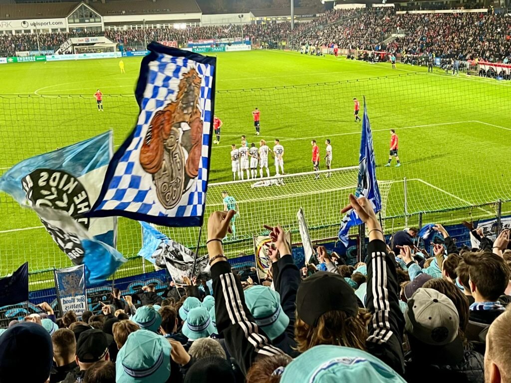 Fotogalerie zu SpVgg Unterhaching - TSV 1860 München